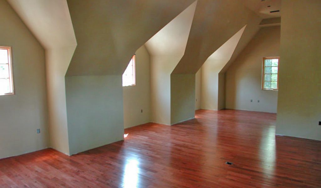 Bonus game room over garage | Confluence Architecture
